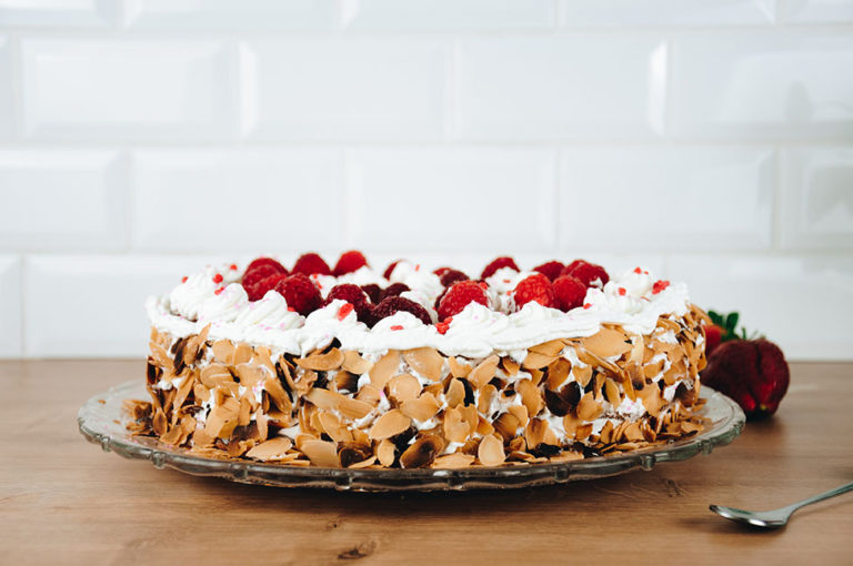 Recette: un framboisier facile et moelleux (idée gâteau d'anniversaire)